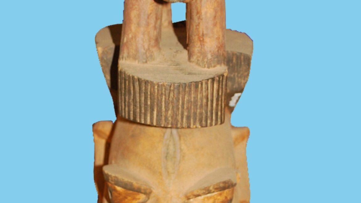 L’élégance du Sacré : Masque Sénoufo – Centre Culturel Sénoufo Sikasso